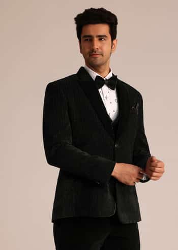 black_tuxedo_suit_with_classic_bow_tie-sg248420_5_7f248feb-6686-4bfd ...